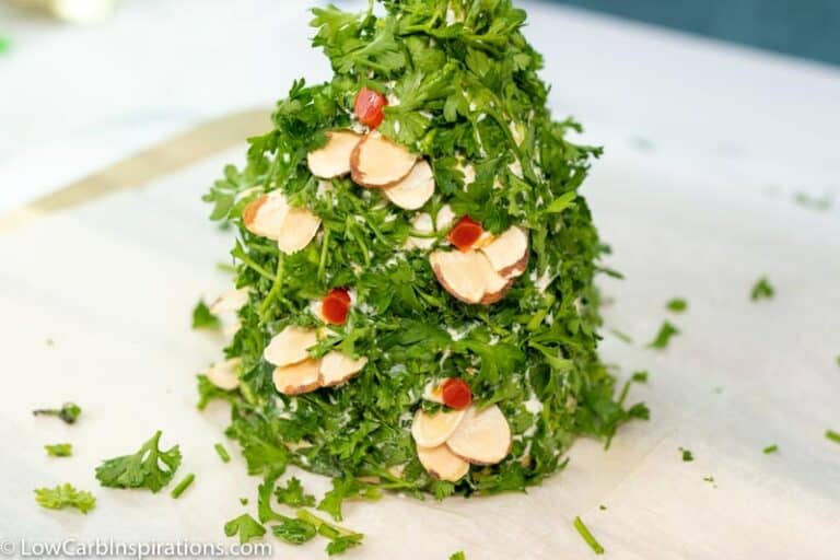 Keto Vegetable Christmas Tree - Low Carb Inspirations