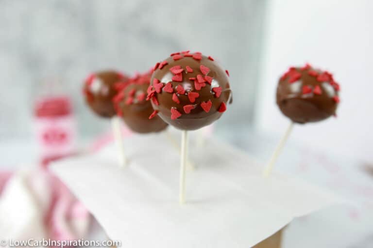 Keto Chocolate Cake Pops Recipe - Low Carb Inspirations