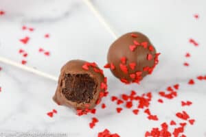 Keto Chocolate Cake Pops Recipe - Low Carb Inspirations