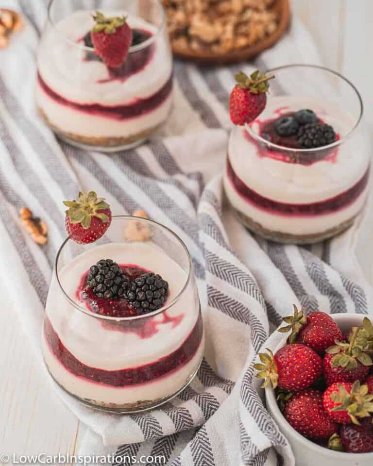 Mixed Berry Parfait Recipe - Low Carb Inspirations